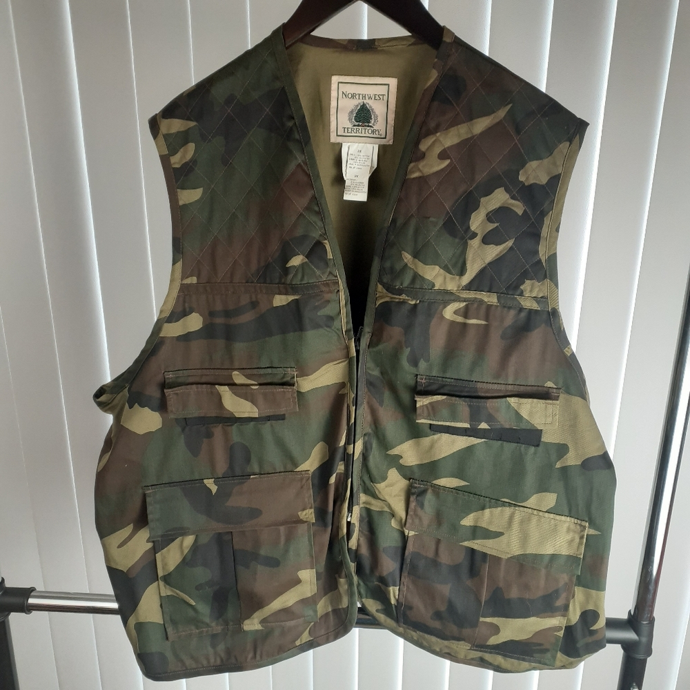 Northwest Territories Camo Hunting Vest Men's Xl - Gem